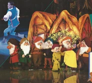 Disney On Ice Snow White and the Seven Dwarfs | The Ultimate Disney On ...