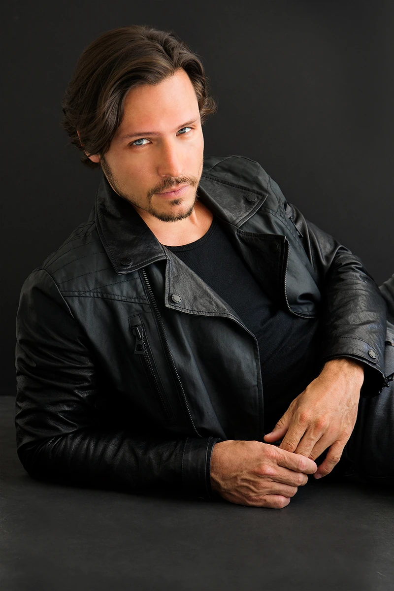 Dwayne Woods | The Vampire Journals wiki | Fandom