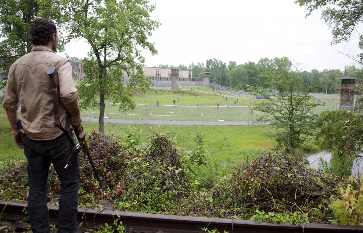 Finding of the Prison | The Walking Dead: New Blood Wiki | Fandom