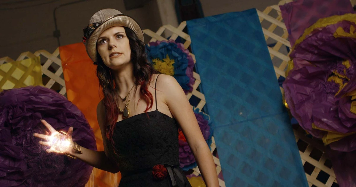 Julia Sutton | The Witch Files Wiki | Fandom