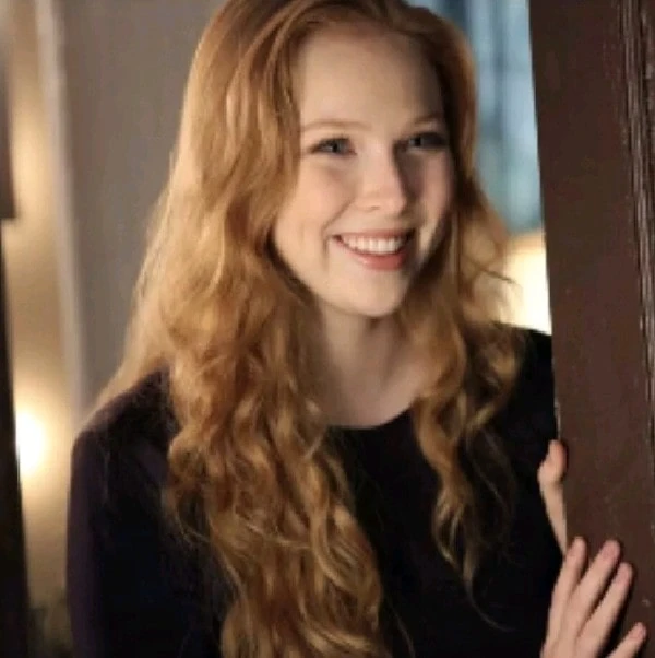 Alexis Castle | The World Inside My Head Wiki | Fandom