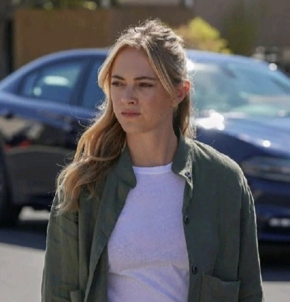 Eleanor Bishop | The World Inside My Head Wiki | Fandom