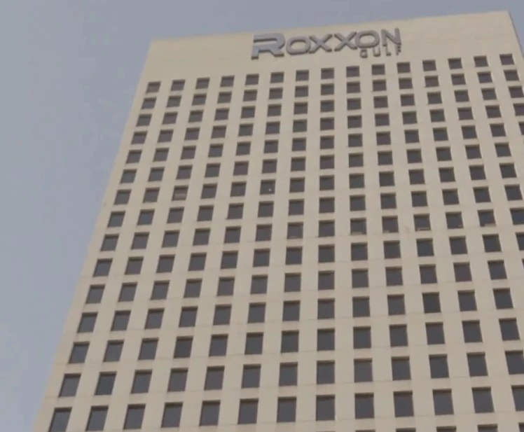 Roxxon Gulf Building | The World Inside My Head Wiki | Fandom