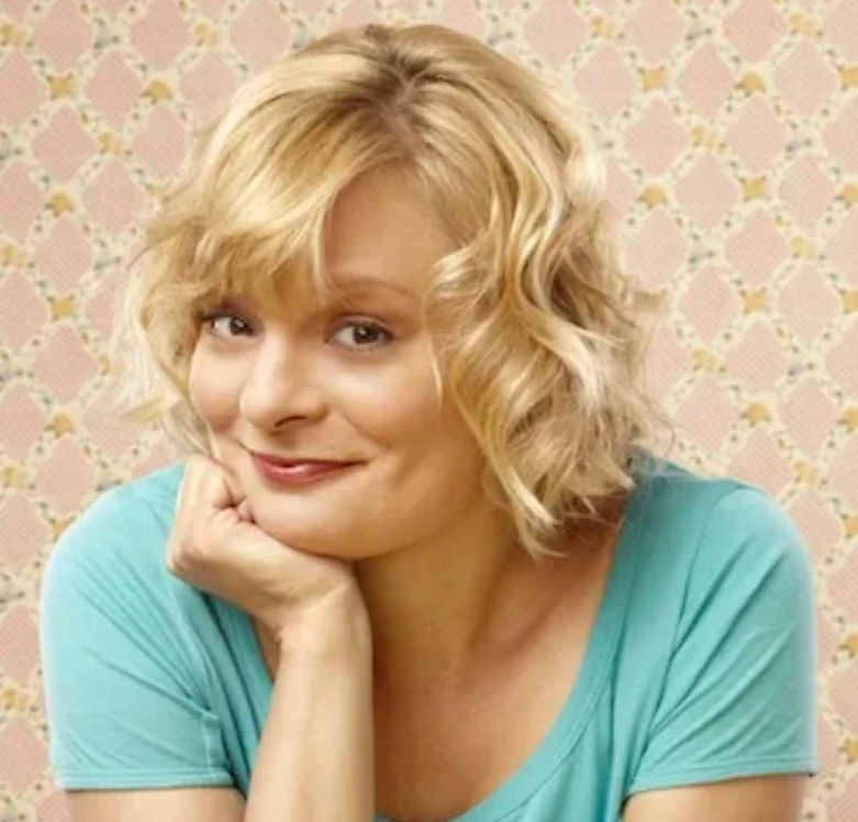 Virginia Thompson | The World Inside My Head Wiki | Fandom