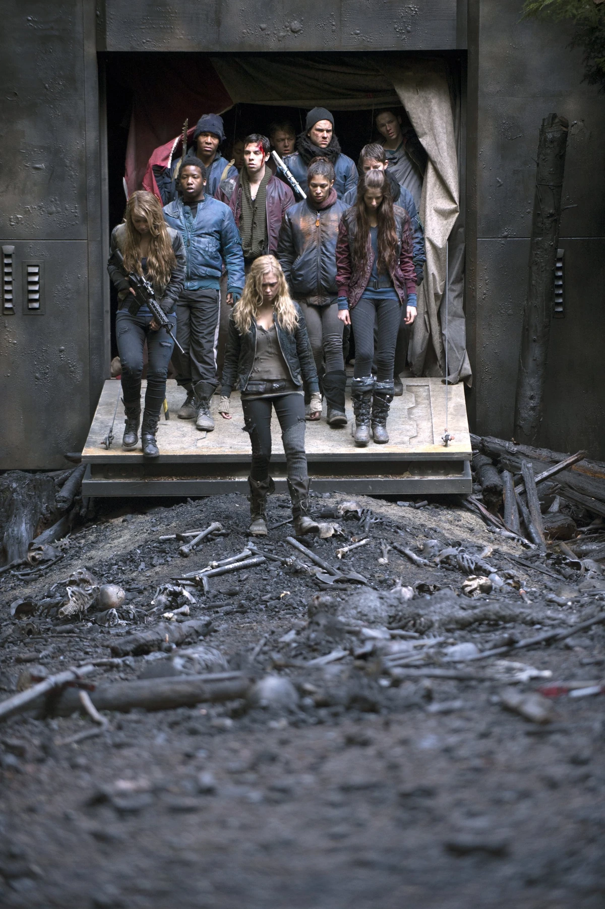 Harper McIntyre/Galleria | The 100 Wiki | Fandom