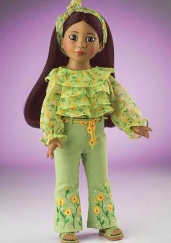 Rosa's 2003 Starter Outfit | The Magic Attic Club Wiki | Fandom