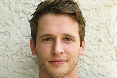 Namorada De Jacob Davich