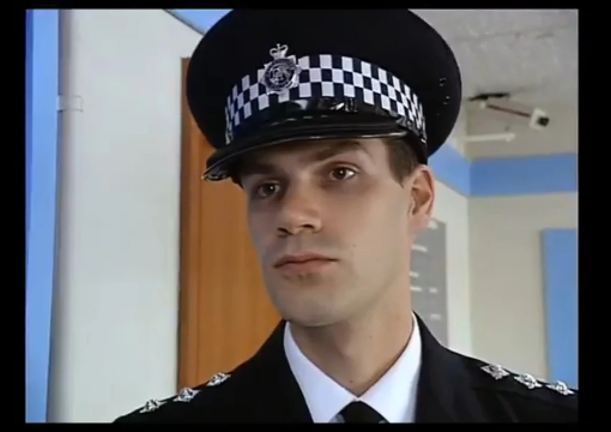 Simon Wallace | The Bill Wiki | Fandom