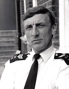 Bob Cryer | The Bill Wiki | Fandom