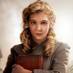 Liesel Meminger | The Book Thief Wiki | Fandom