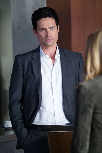 Ethan Ward | Smoke and Mirrors Wiki | Fandom