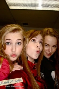 Elizabeth Sarah Mclaughlin The Clique