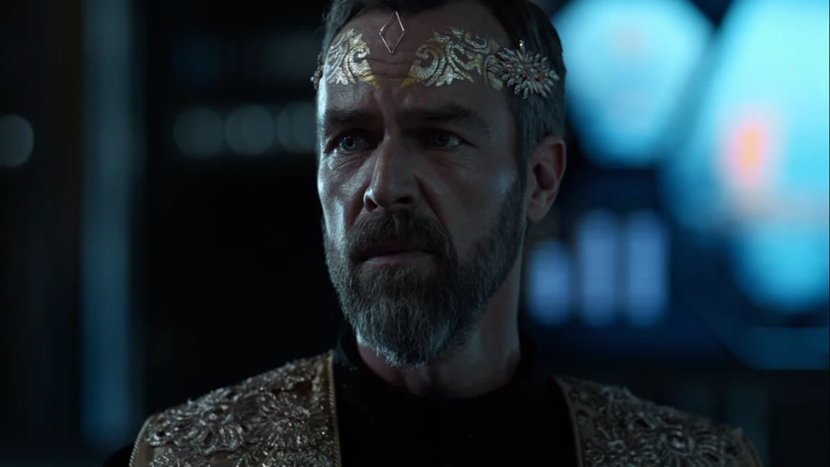 Russell Lightbourne | The CW Wiki | Fandom