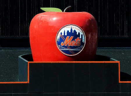 Homerun Apple | New York Mets Wiki | Fandom