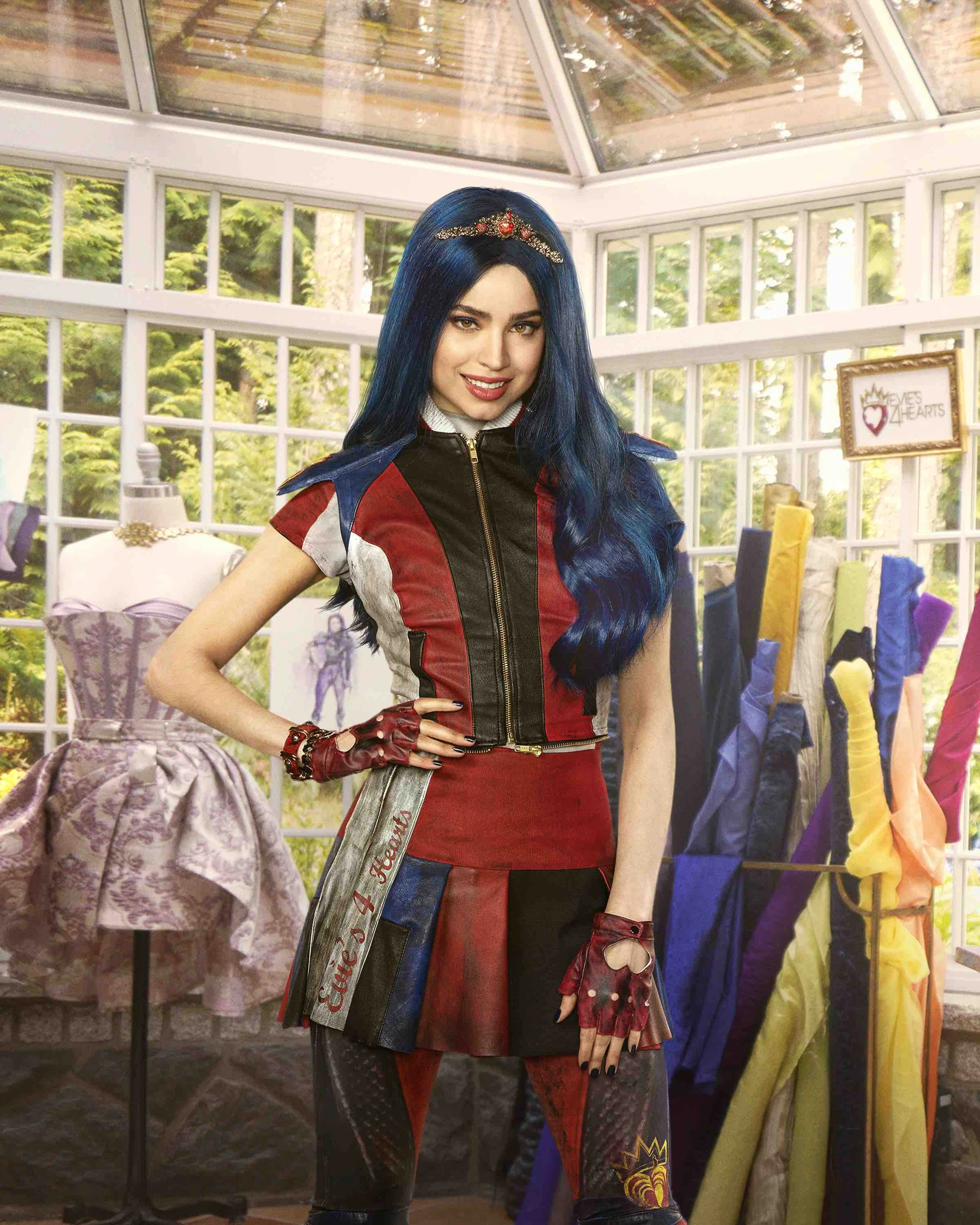 Evie | Descendants Wiki | Fandom