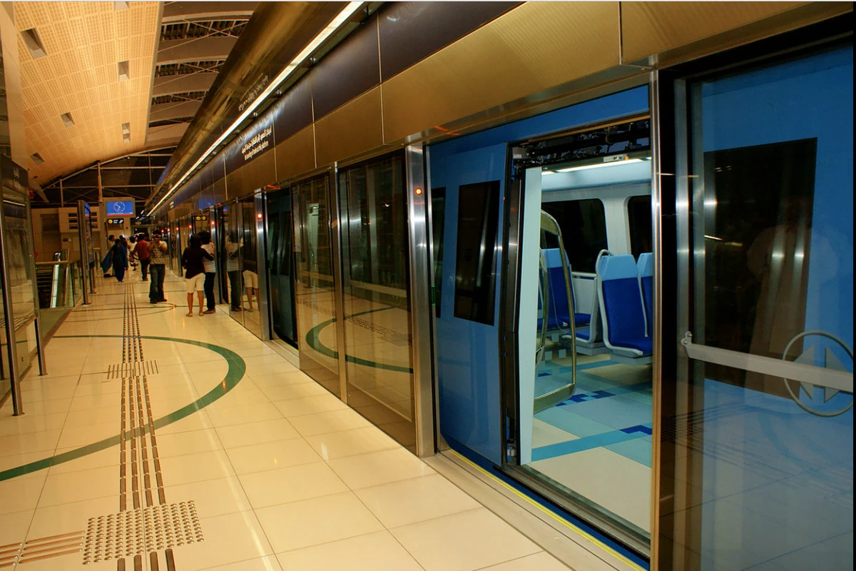 Centrepoint | The Dubai Metro Wiki | Fandom
