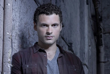 Max Hardy Lo Siguiente