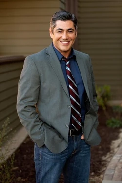 Mike Foster | Wiki The Fosters | Fandom