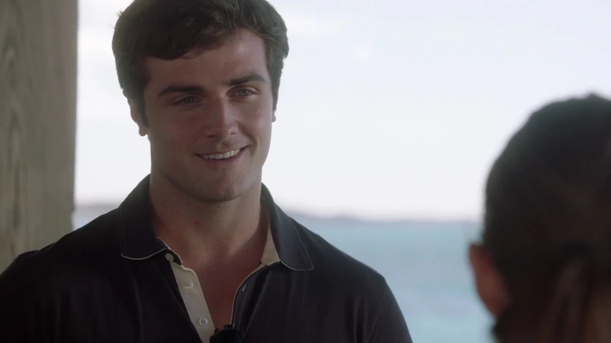 Jamie Hunter/Gallery | Good Trouble Wiki | Fandom