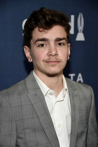 Elliot Fletcher | Good Trouble Wiki | Fandom