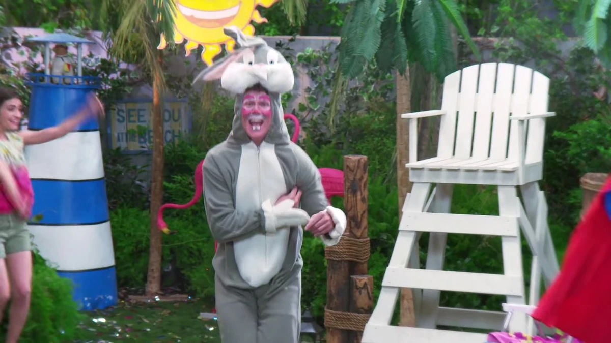 Steve Hale Season 3 Image Gallery | Fuller House Wikia | Fandom