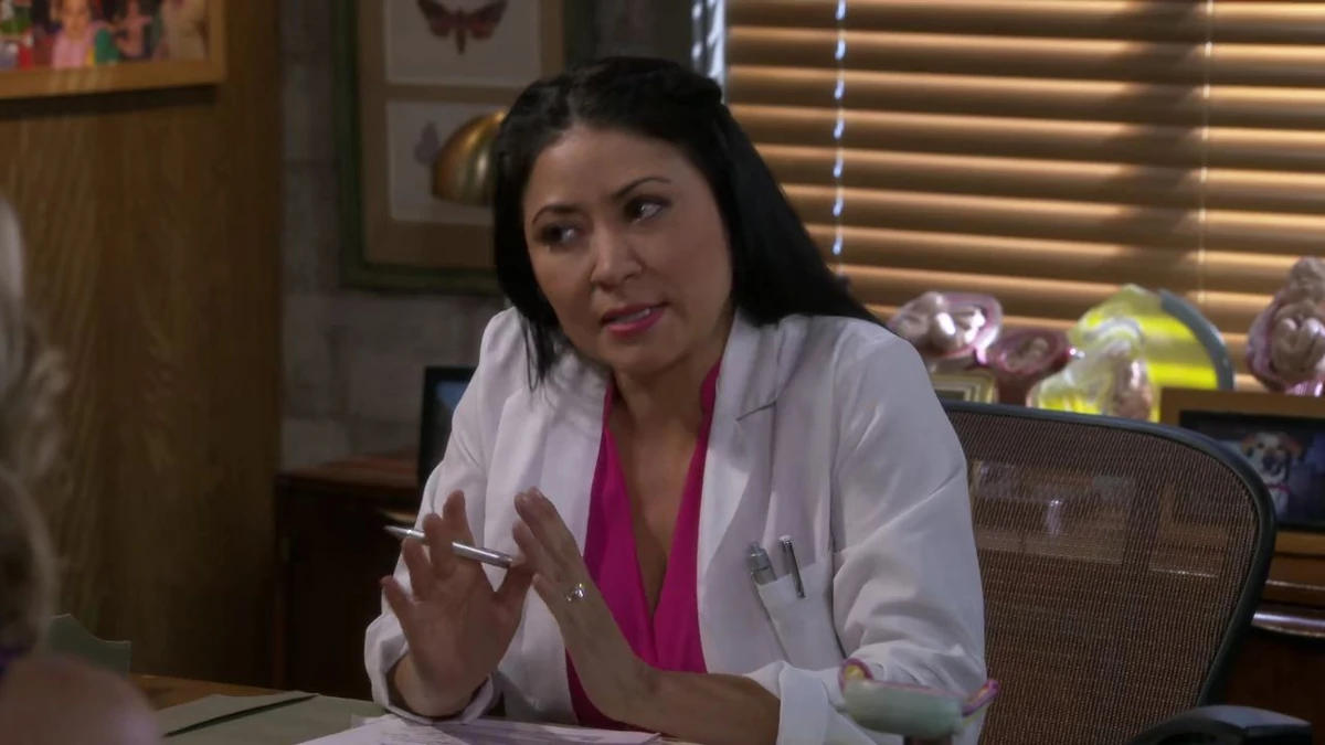 Dr. Elizabeth Chung | Fuller House Wikia | Fandom