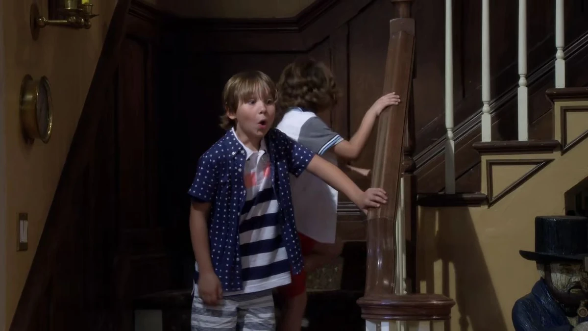 Lewis Gladstone | Fuller House Wikia | Fandom