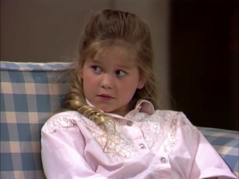 D.J. Tanner-Fuller Full House Image Gallery | Fuller House Wikia | Fandom