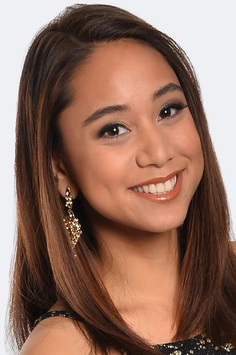 Isabel Kanaan | Wiki Un soupçon de magie | Fandom