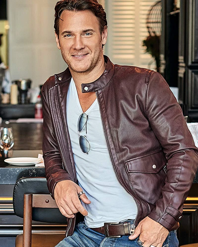 Sebastien Roberts | Wiki Un soupçon de magie | Fandom