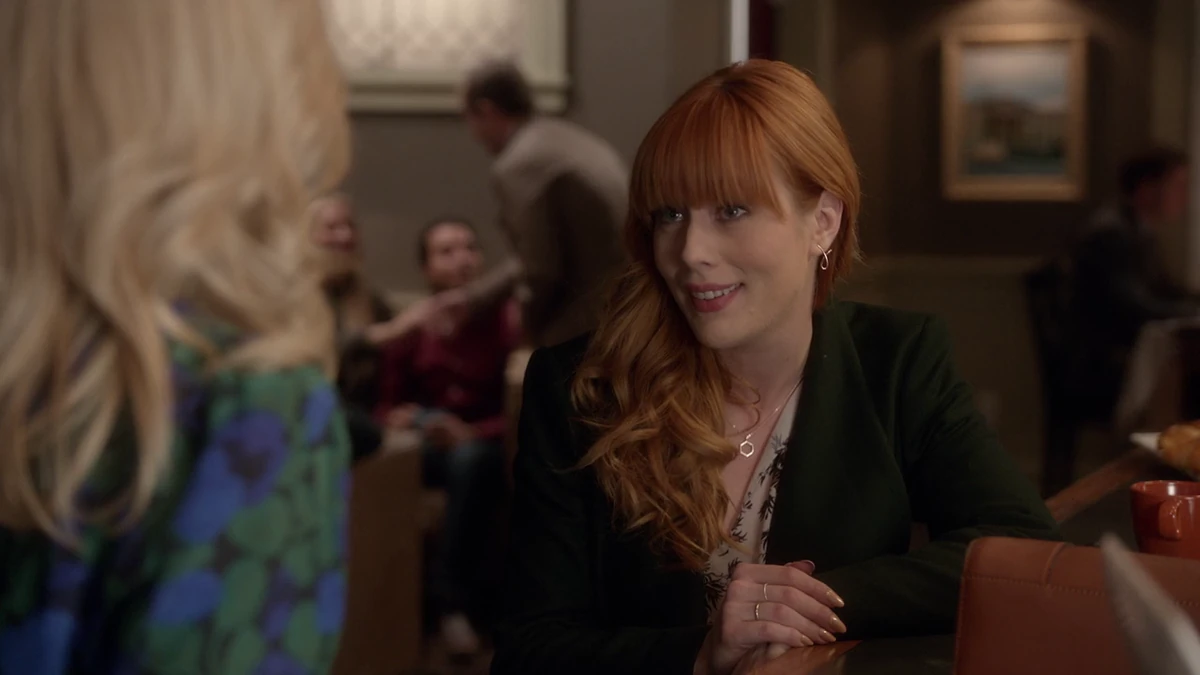 Lisa Gold | Wiki Un soupçon de magie | Fandom