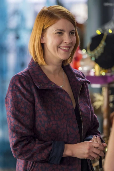 Sarah Patterson | Wiki Un soupçon de magie | Fandom