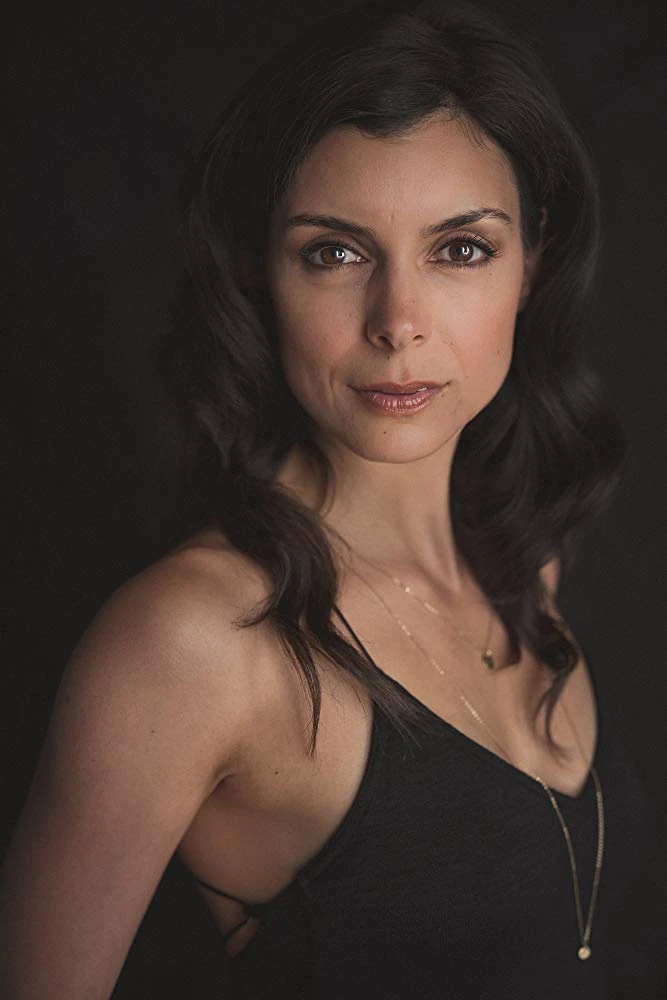 Tennille Read | Wiki Un soupçon de magie | Fandom