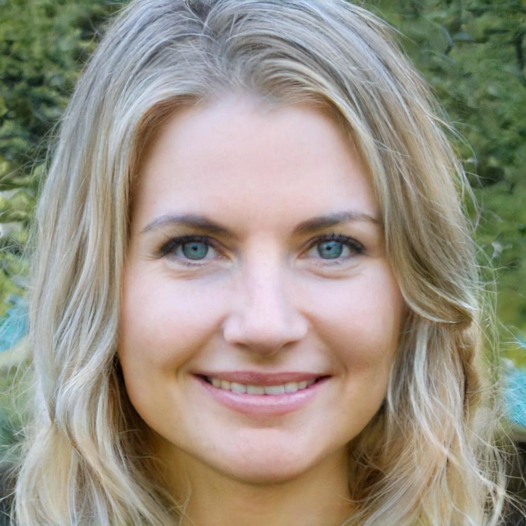 Emily Coghlan | TheHaven Wiki | Fandom