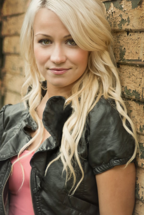 Chelsey Reist | The 100 Wiki | Fandom