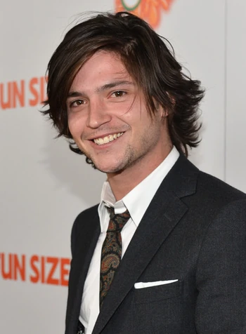 Thomas McDonell | The 100 Wiki | Fandom