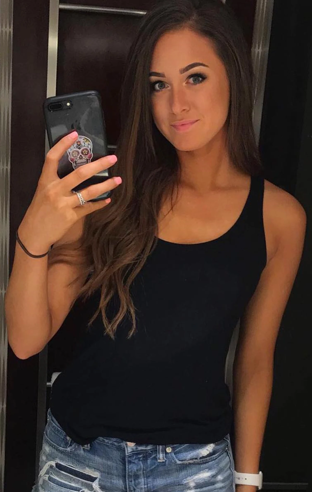 Character Profile: Elizabeth Baker | The Islands Wiki | Fandom