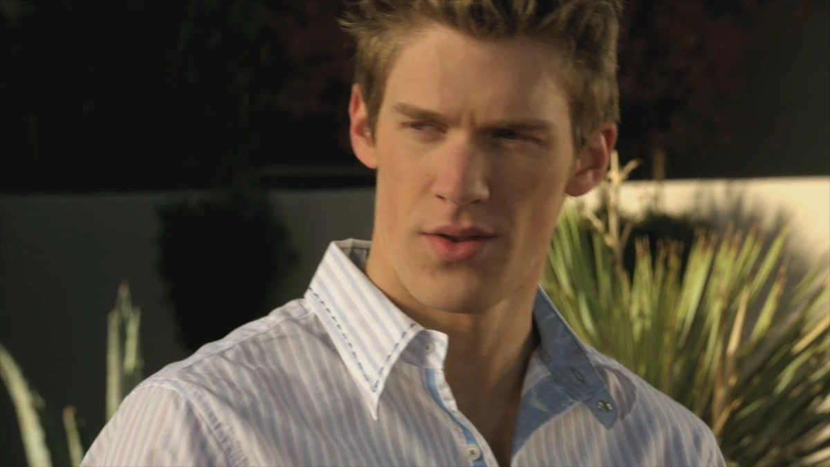 Luke Coburn | The Lying Game Wiki | Fandom