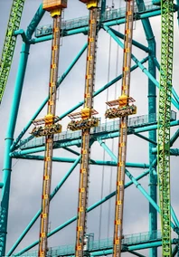 Zumanjaro: Drop of Doom | Theme Parks Wiki | Fandom