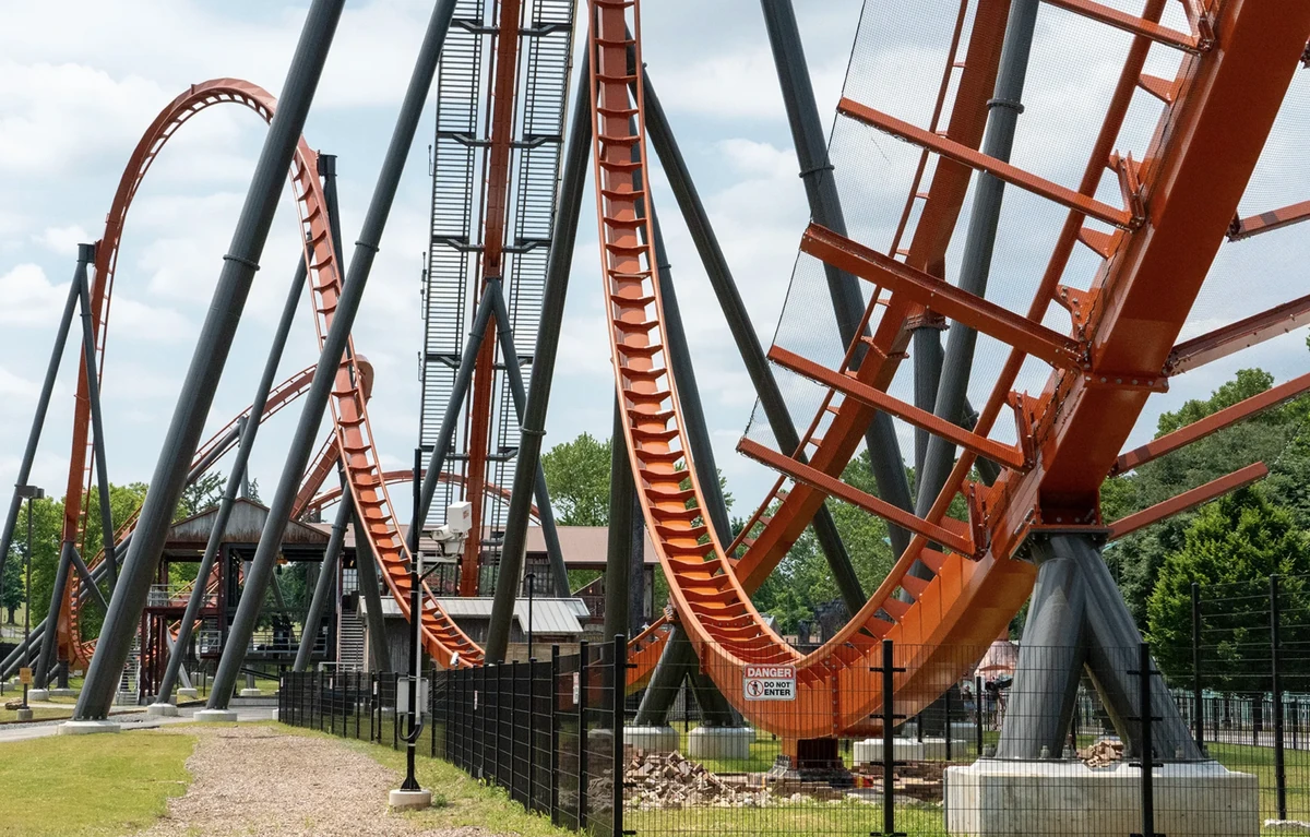 Iron Menace | Theme Parks Wiki | Fandom