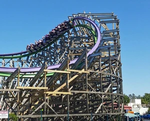 Step-Up Under Flip | Theme Parks Wiki | Fandom