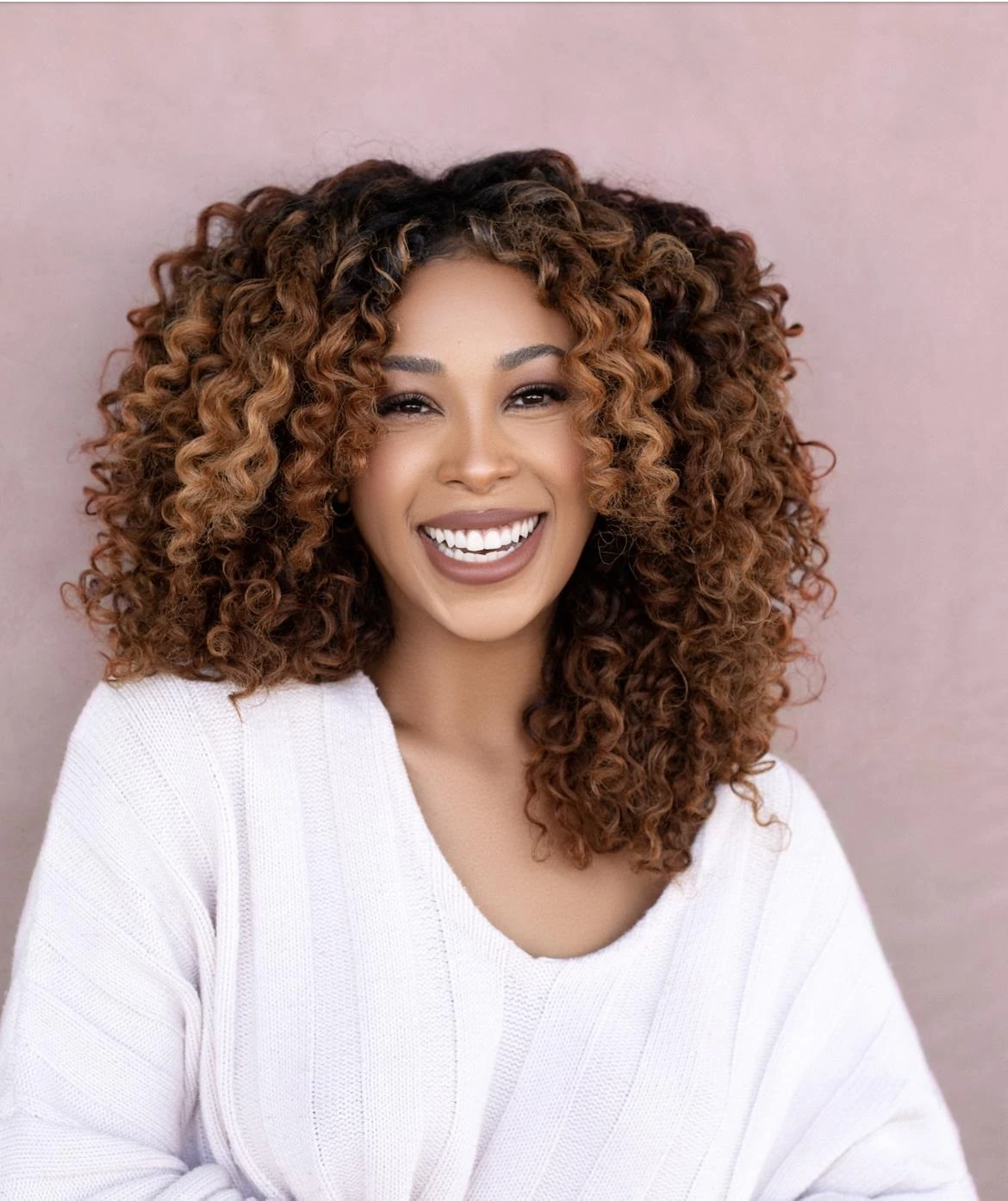 Courtney | The Neighborhood Wiki | Fandom