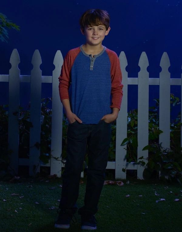 Max Weaver | The Neighbors Wiki | Fandom