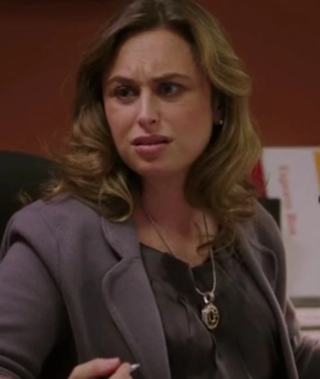 Roberta | The Newsroom Wiki | Fandom
