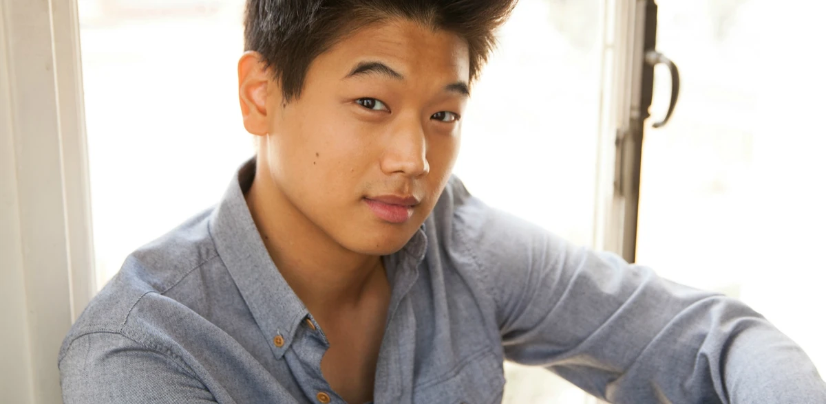 Ki Hong Lee | The Nine Lives Of Chloe King Wiki | Fandom