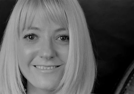 Julie Fernandez | Dunderpedia: The Office Wiki | Fandom