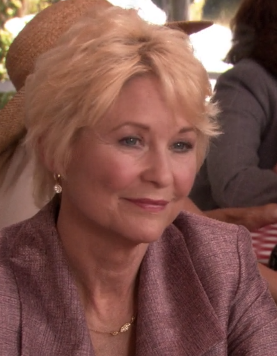 Ellen Bernard | Dunderpedia: The Office Wiki | Fandom