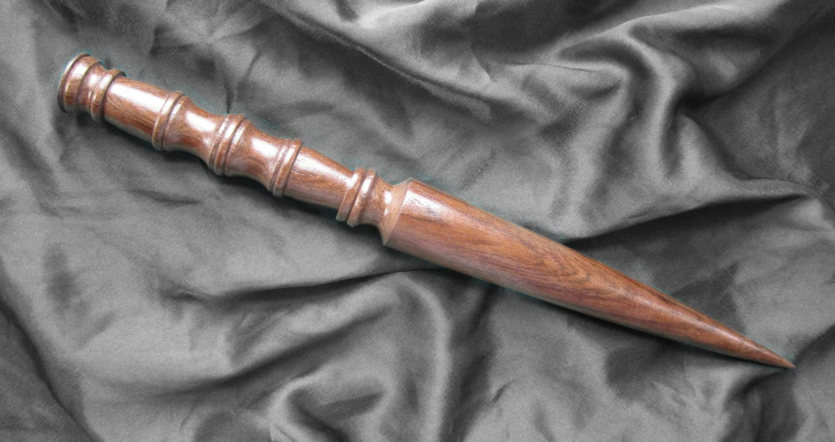 White Oak Stake | The Old Ones & The Immortal Chronicles Wiki | Fandom