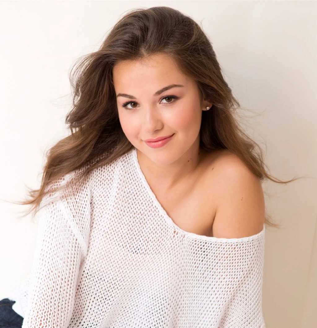 Esther Zynn | The Other Kingdom Wiki | Fandom