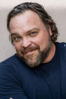 Drew Powell | The Pitt Wiki | Fandom